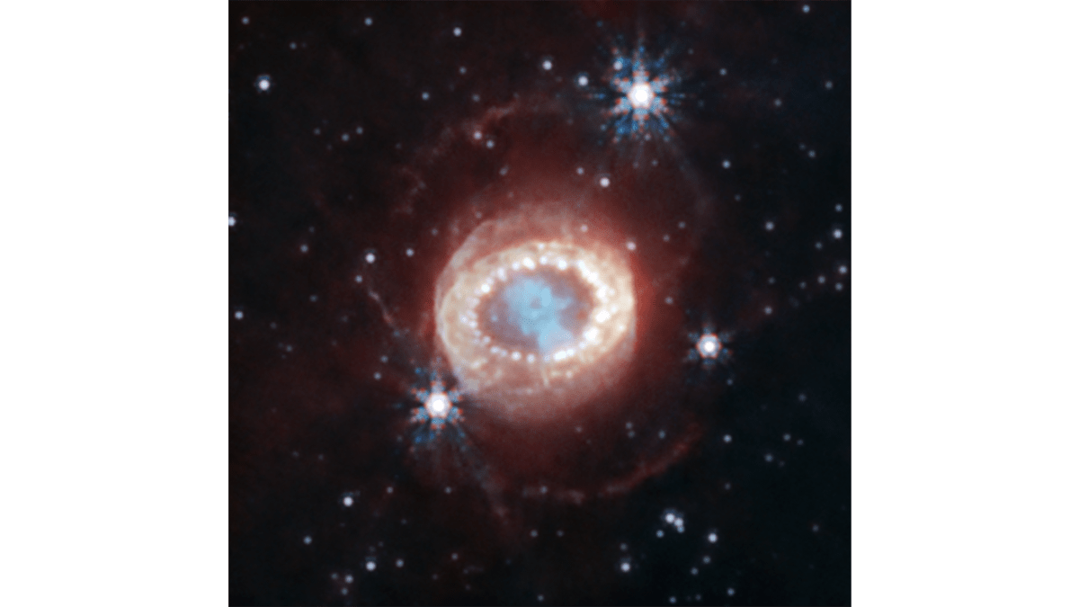 Webb Unveils Previously Unseen Features in Iconic Supernova